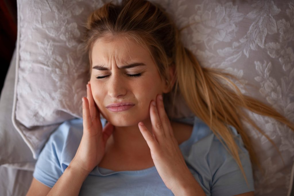 Severe Toothache at Night? Here’s What You Can Do Until Morning ...